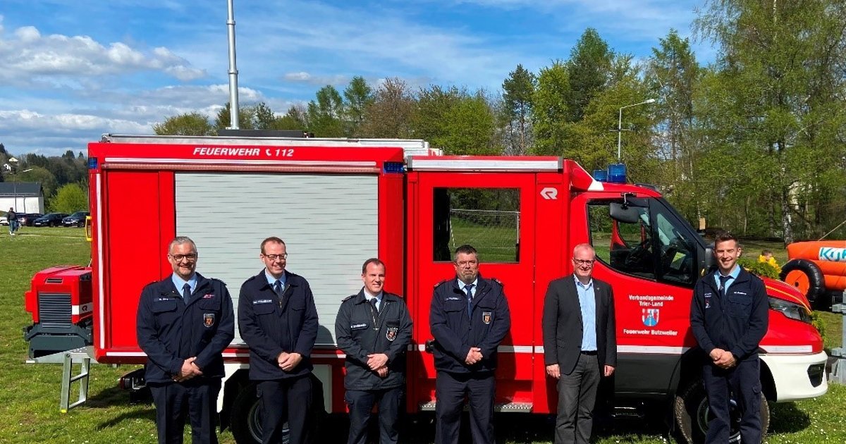 Feuerwehr Butzweiler freut sich über neues Fahrzeug | https://trier-land.de